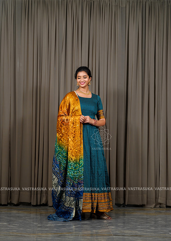 Green Handloom Thread Work – Vastrasuka